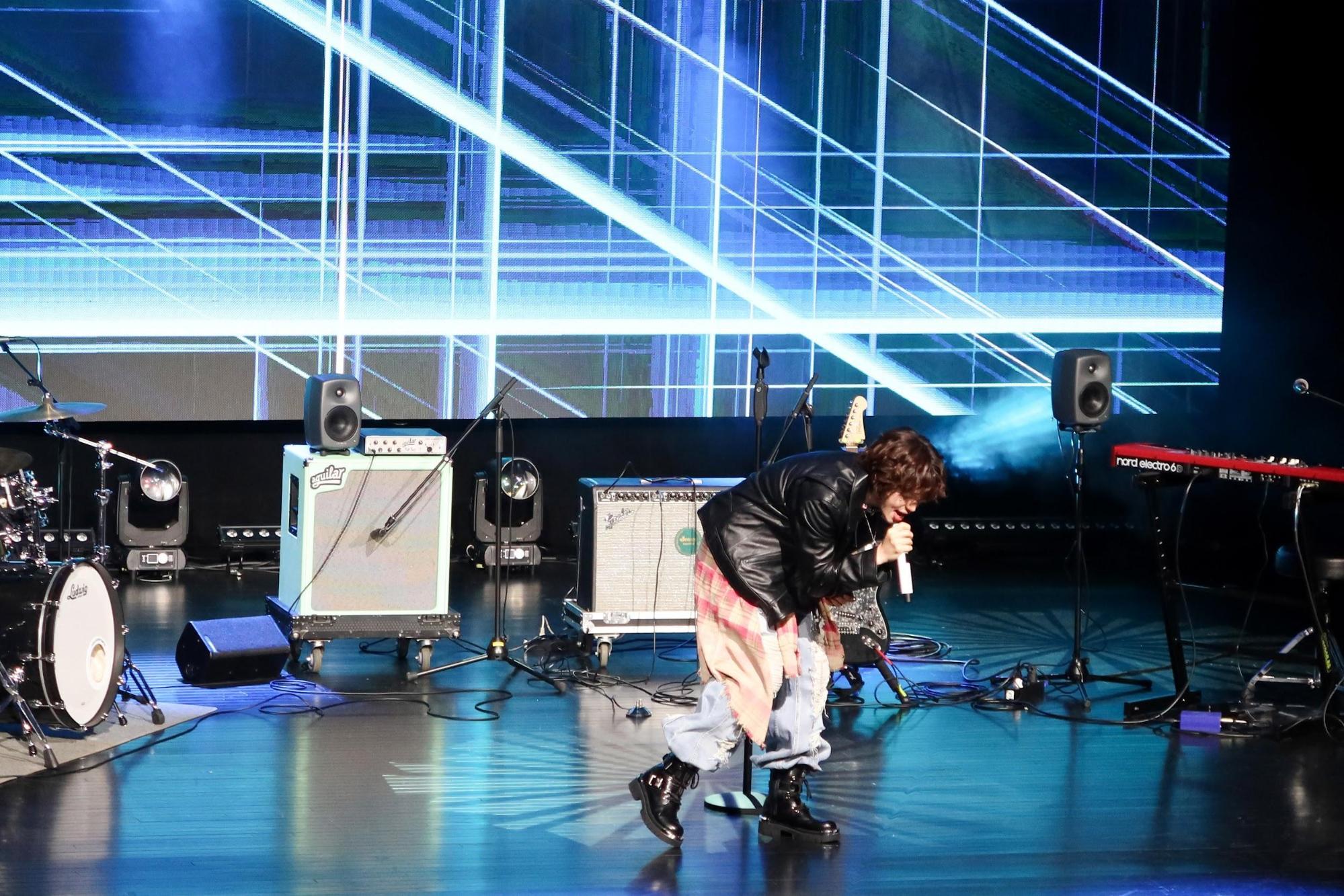 Before the Stage Lights: NIEL Delivers a Pre-Recording Performance for ...
